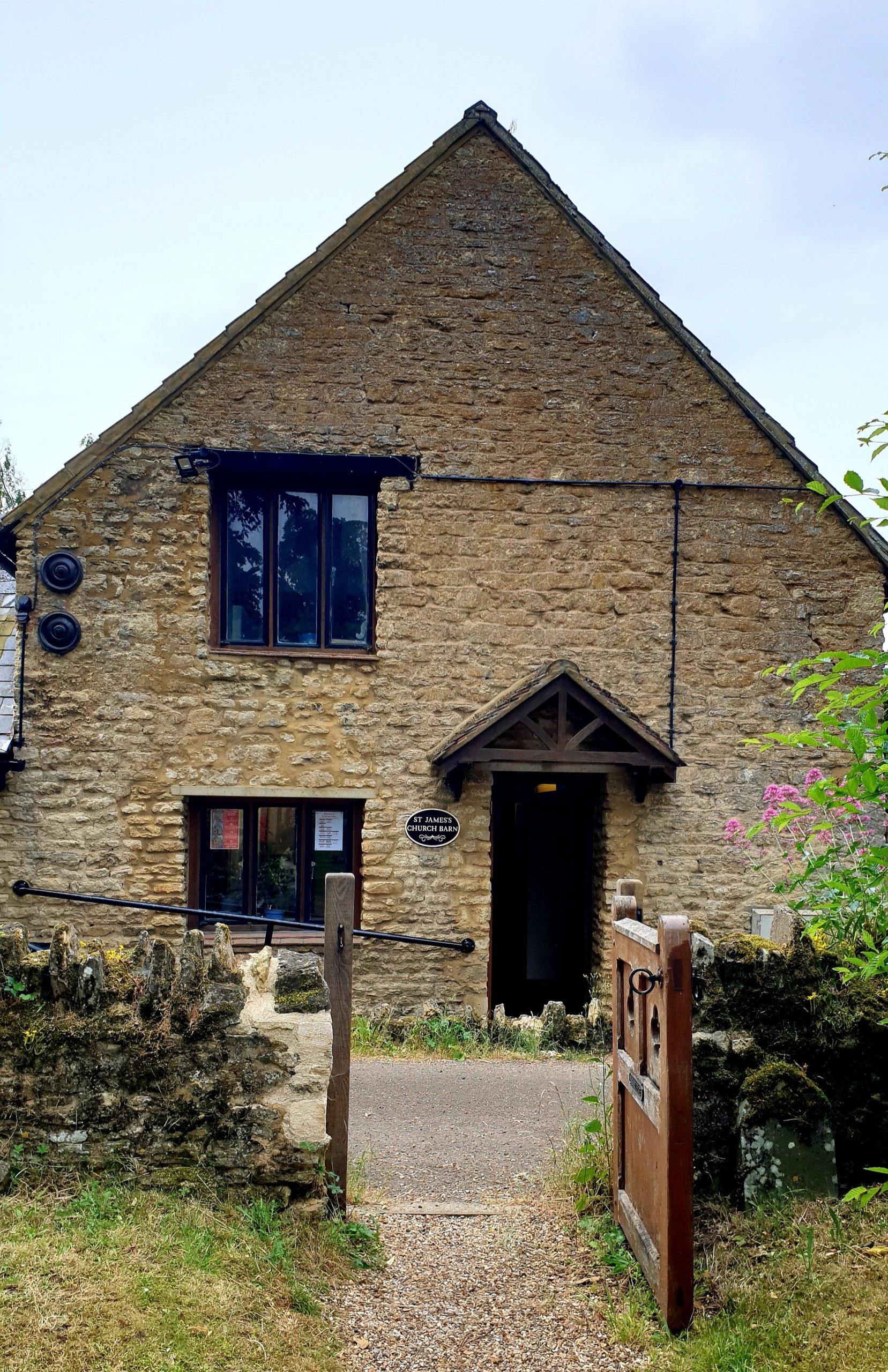 Church Barn – St James Biddenham